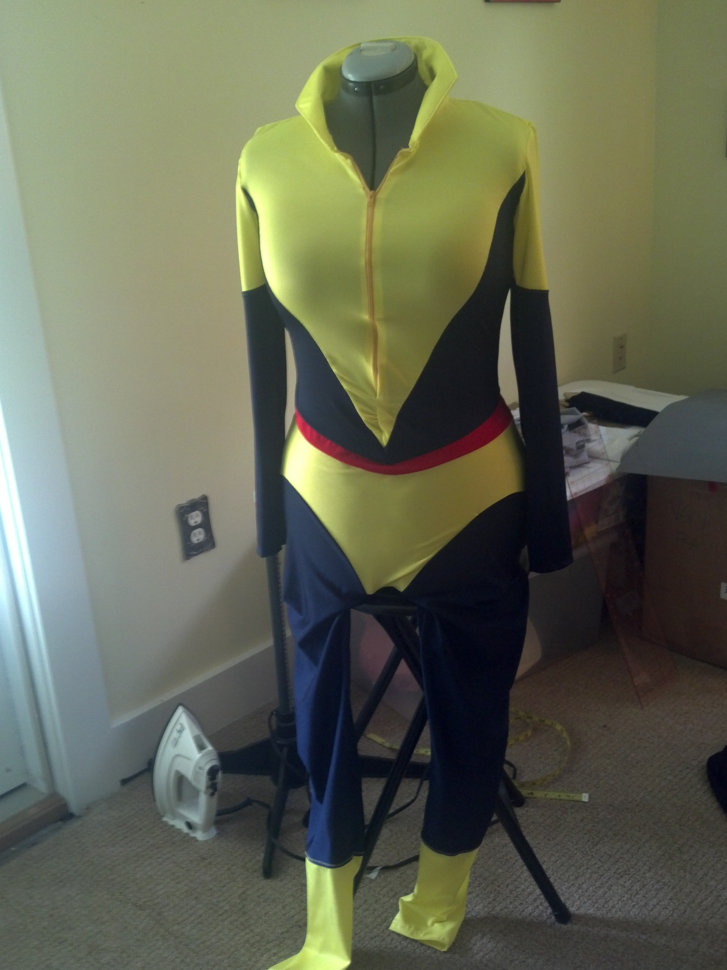 xsuit 2012 (17) kitty pryde costume without logo x-men – Amber Unmasked
